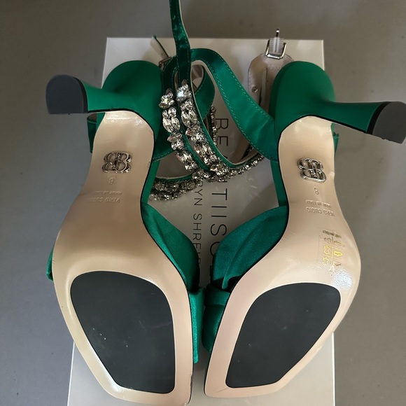 Shoes | Beautiisoles Callie Green | Poshmark